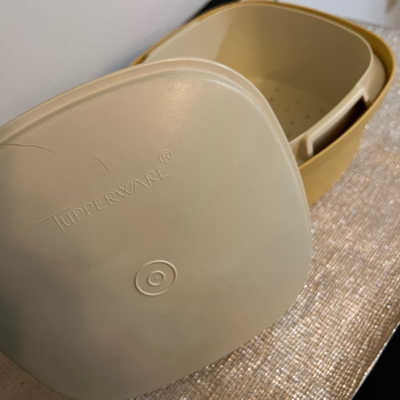 Tupperware | Kitchen | Vintage 3 Quart Tupperware Harvest Gold Steam N ...